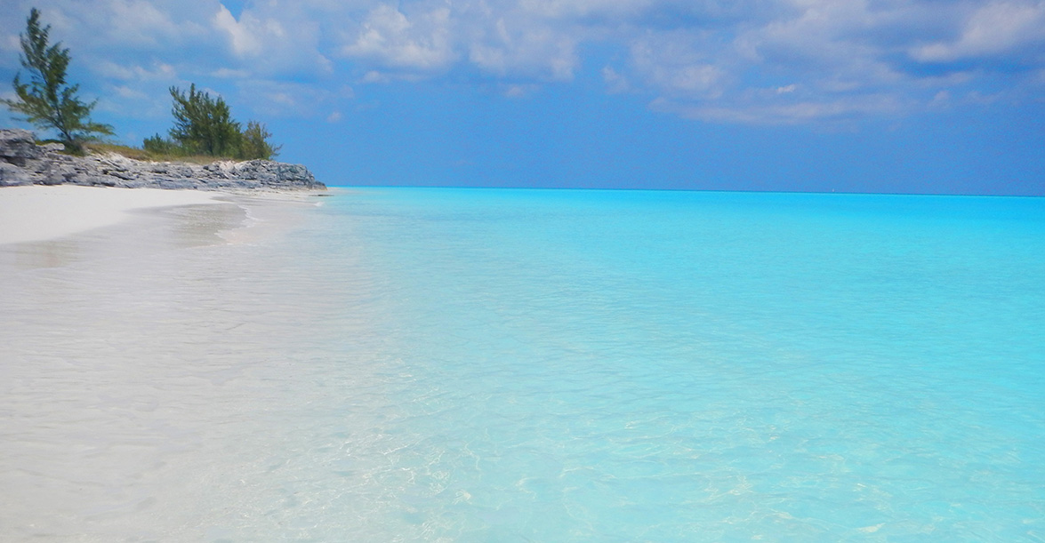 Exuma Island Vacation | The Dillycrab Beach